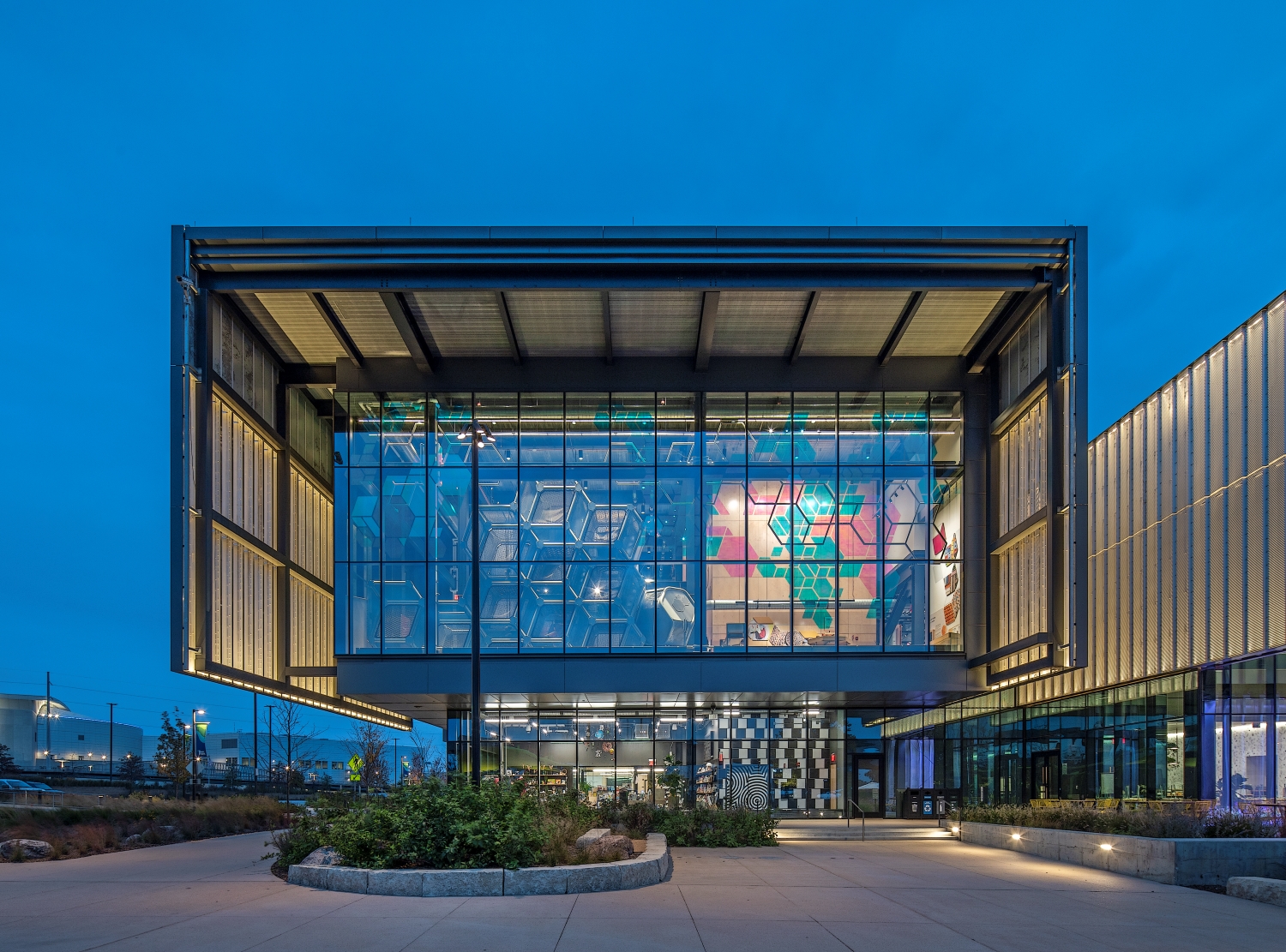 Des Moines Public Library - Smith & Gutterson